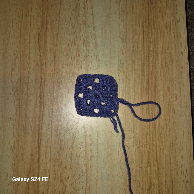 FREE Granny square pattern: Crochet pattern | Ribblr