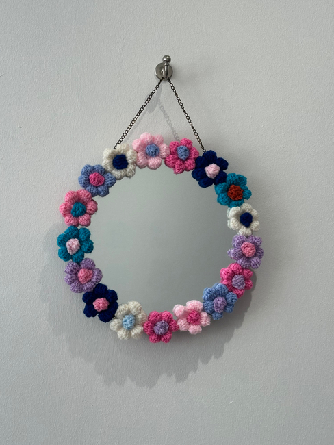 FREE Puff Flower Crochet Pattern: Crochet pattern | Ribblr