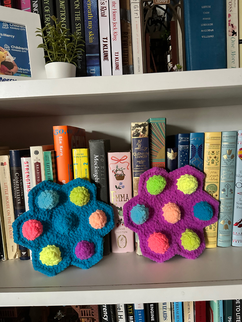 FREE Pop fidget toy: Crochet pattern | Ribblr
