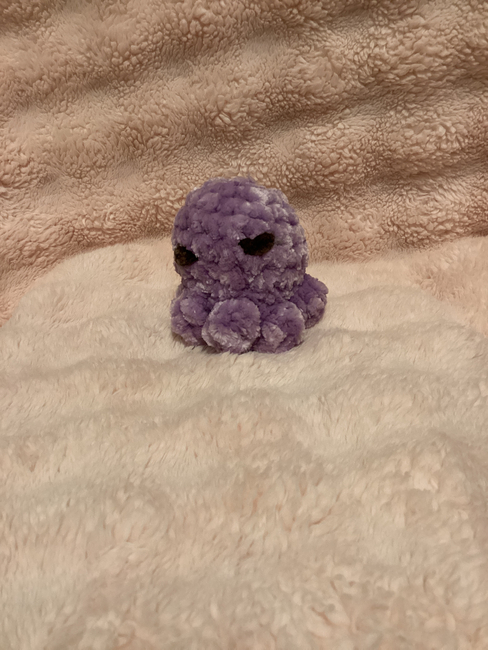 FREE Smallish crochet octopus: Crochet pattern | Ribblr
