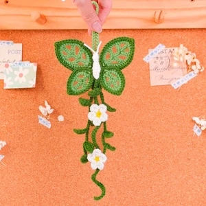 Leaf Butterfly Car Hanging: Crochet pattern | Ribblr