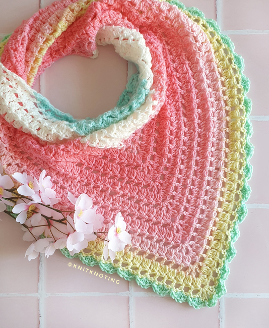 Hopscotch Triangle Scarf: Crochet pattern | Ribblr